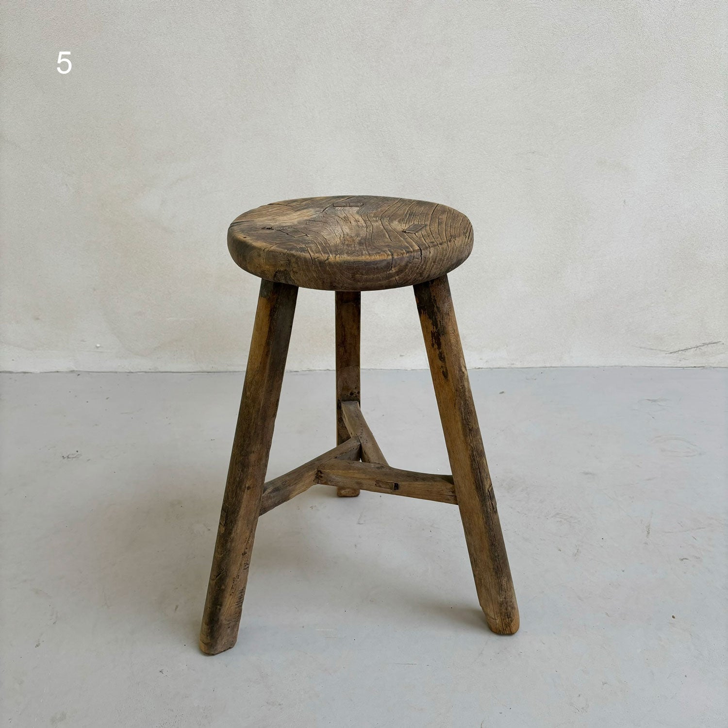 Antique Rustic Round Top Stool – Home Barn