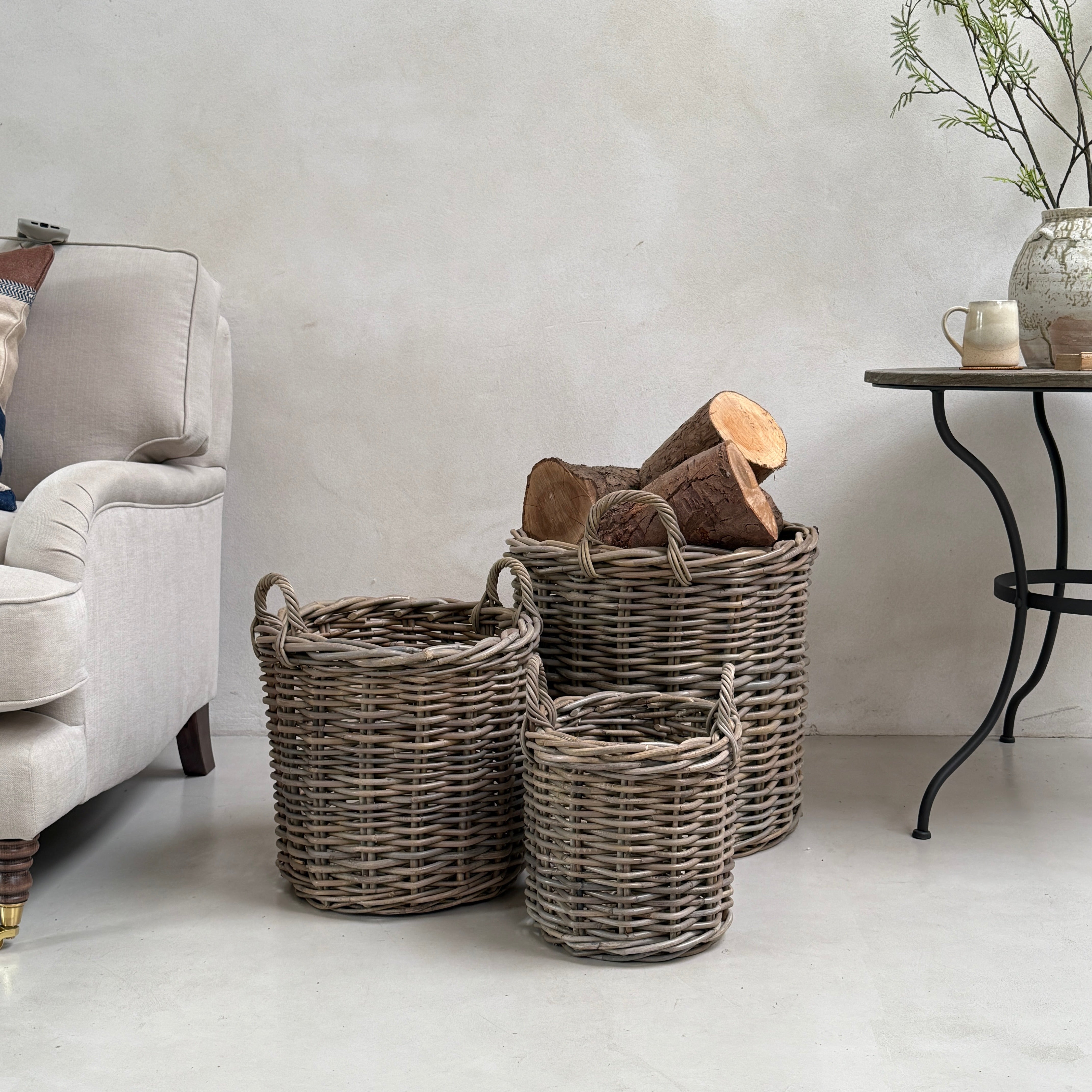Round Log Baskets – Home Barn