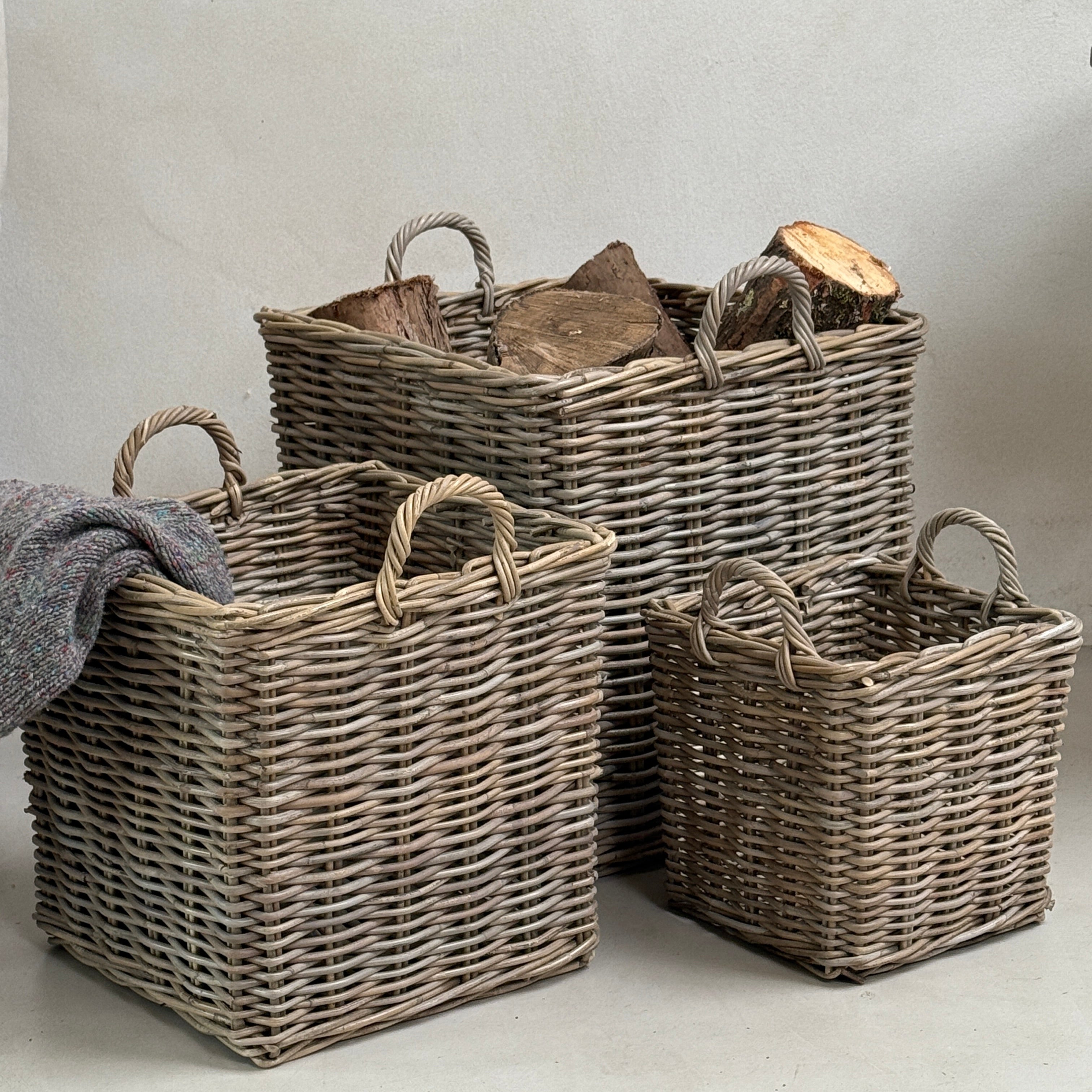 Square Log Baskets – Home Barn