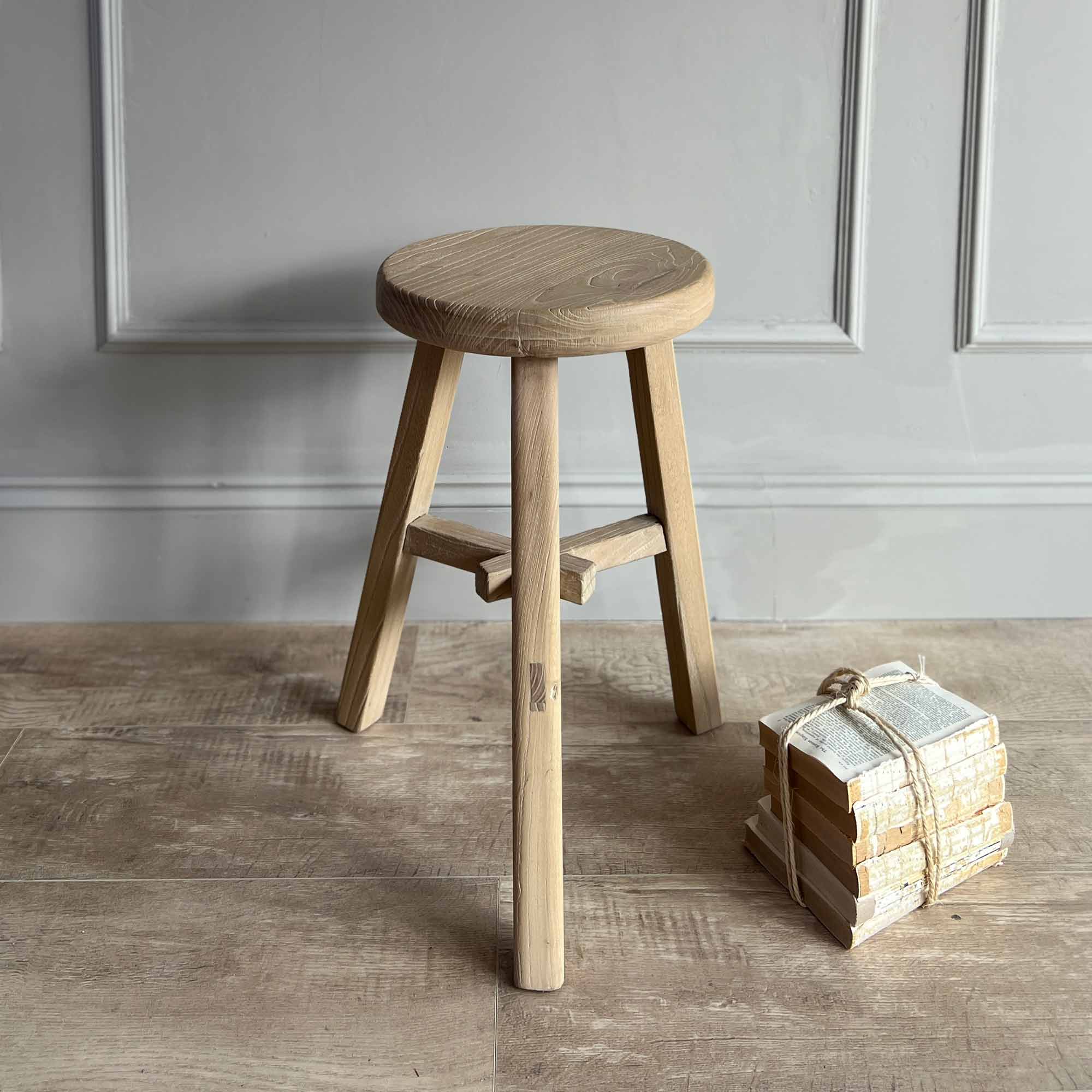 Reclaimed Round stool St Ives – Home Barn