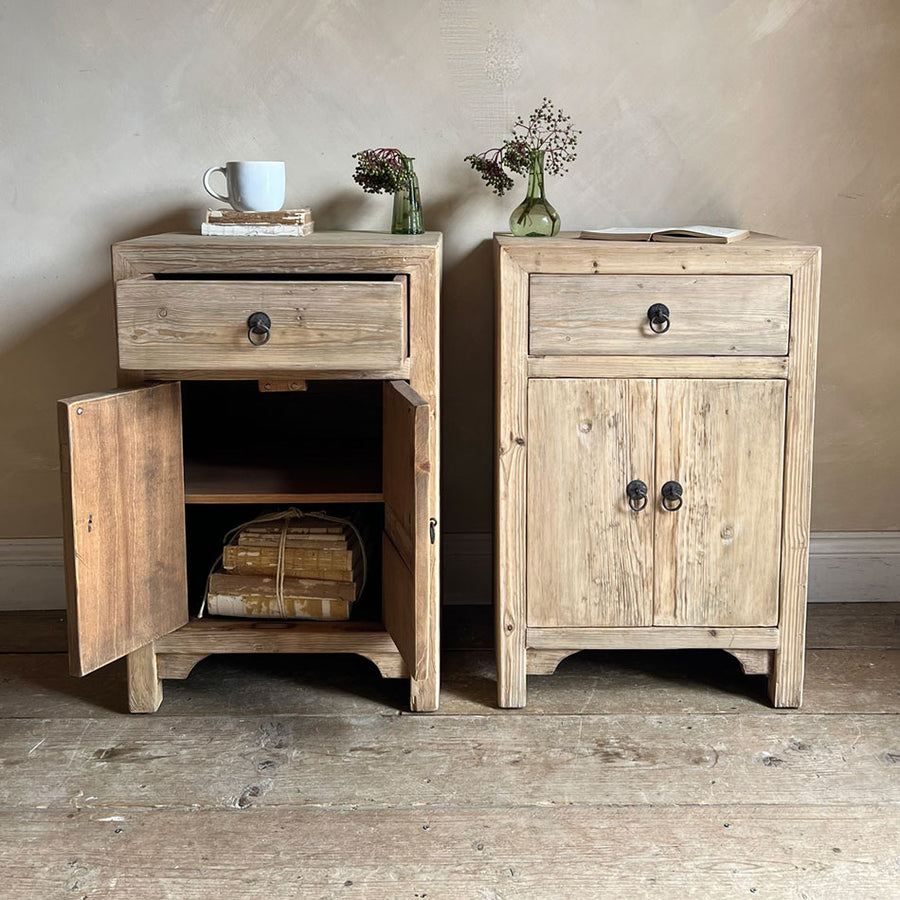 Reclaimed bedside table Parker – Home Barn